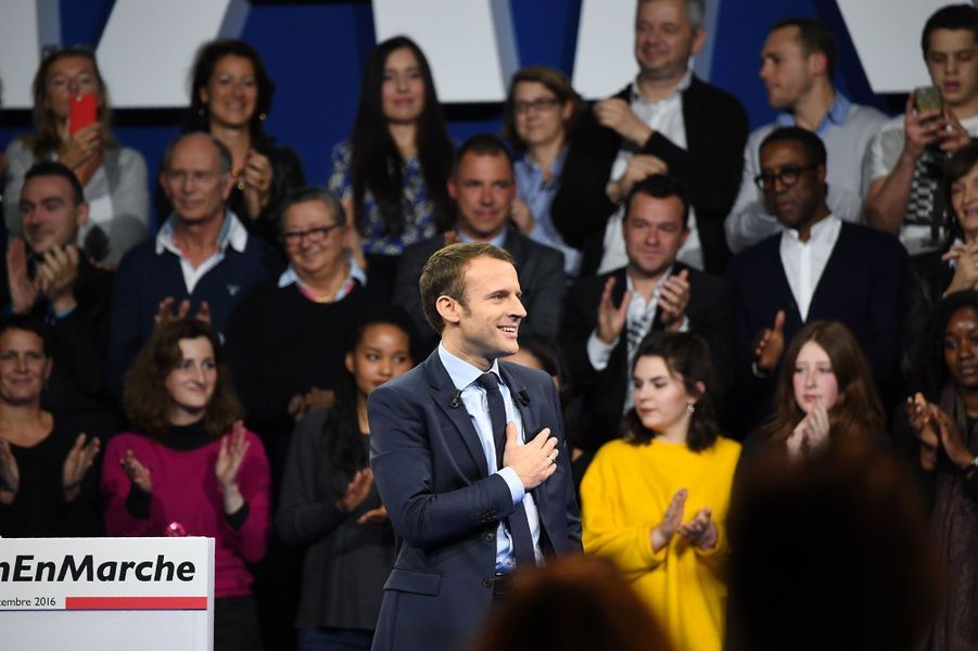 Macron s’offre un meeting présidentiel