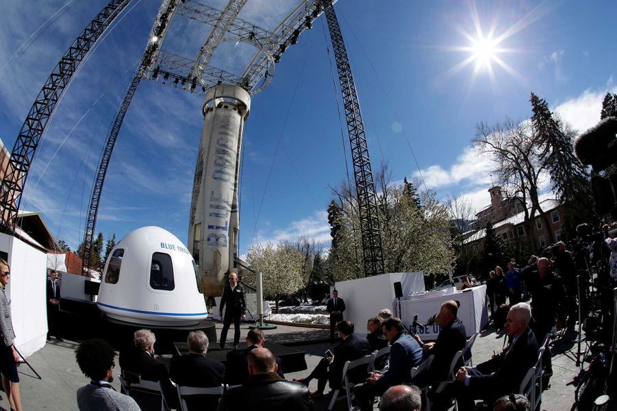 Blue Origin dévoile sa capsule qui va vous emmener dans l’espace
