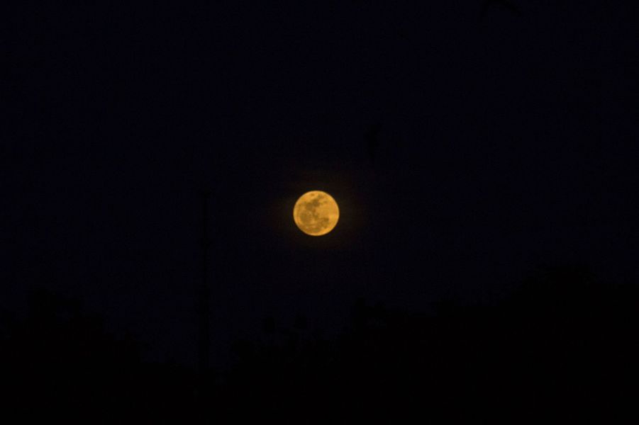 La beauté céleste de la Super Lune