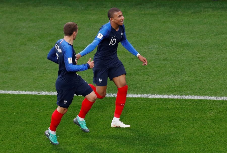 Les Bleus qualifiés : France-Pérou en photos