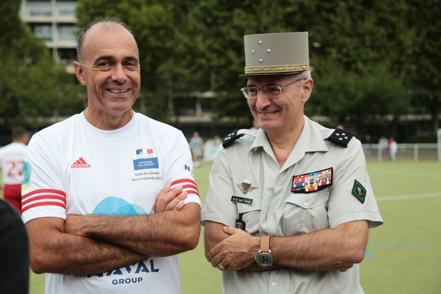 Des champions mouillent le maillot pour les blessés de guerre