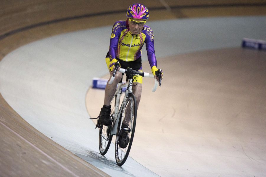 La nouvelle performance de Robert Marchand, 105 ans, en images