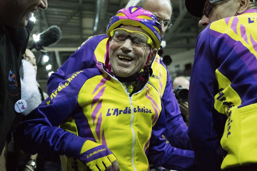 La nouvelle performance de Robert Marchand, 105 ans, en images