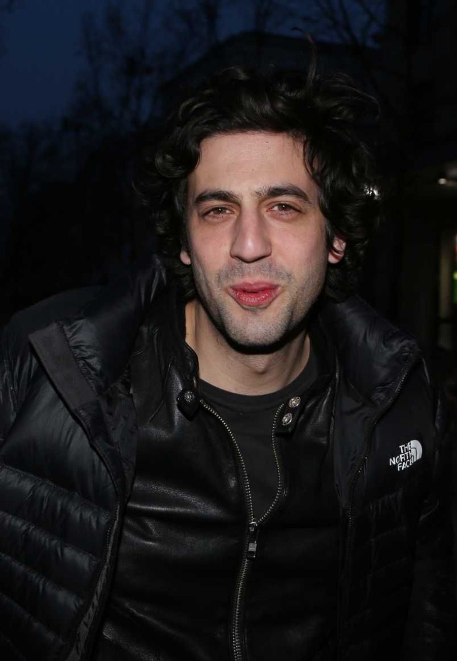 "Des gens qui s’embrassent": Amour foire et beauté