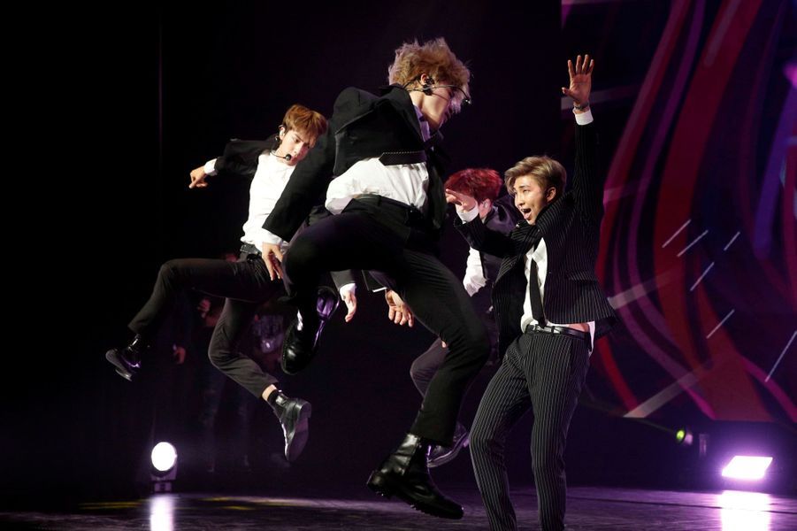 La folie BTS envahit Paris