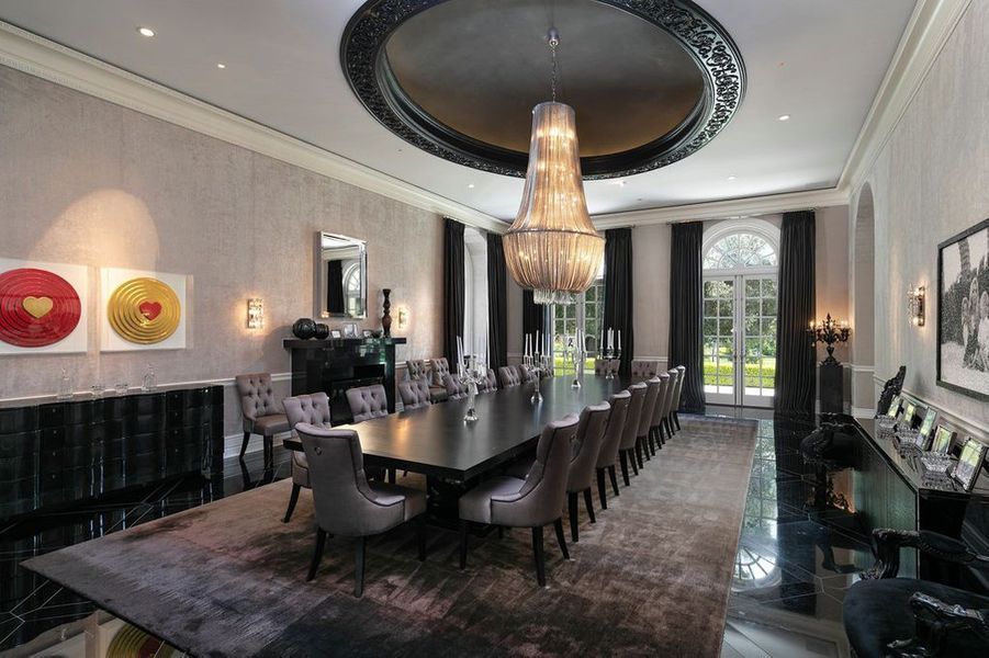 L'ancien manoir d'Aaron Spelling vendu pour 120 millions de dollars, un ... L'ancien manoir d'Aaron Spelling vendu pour 120 millions de dollars, un ...