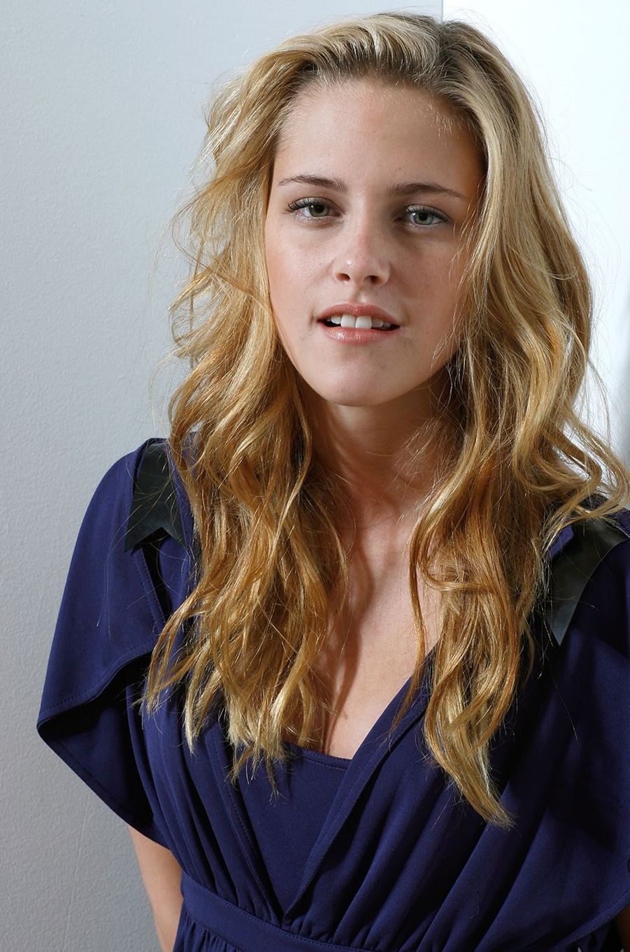Kristen Stewart a 30 ans : d'enfant star à icône cool et branchée