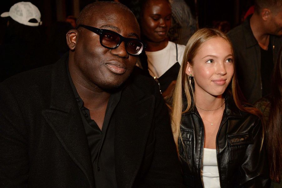 Lila Grace Moss-Hack : sa première apparition à la Fashion Week avec sa ...