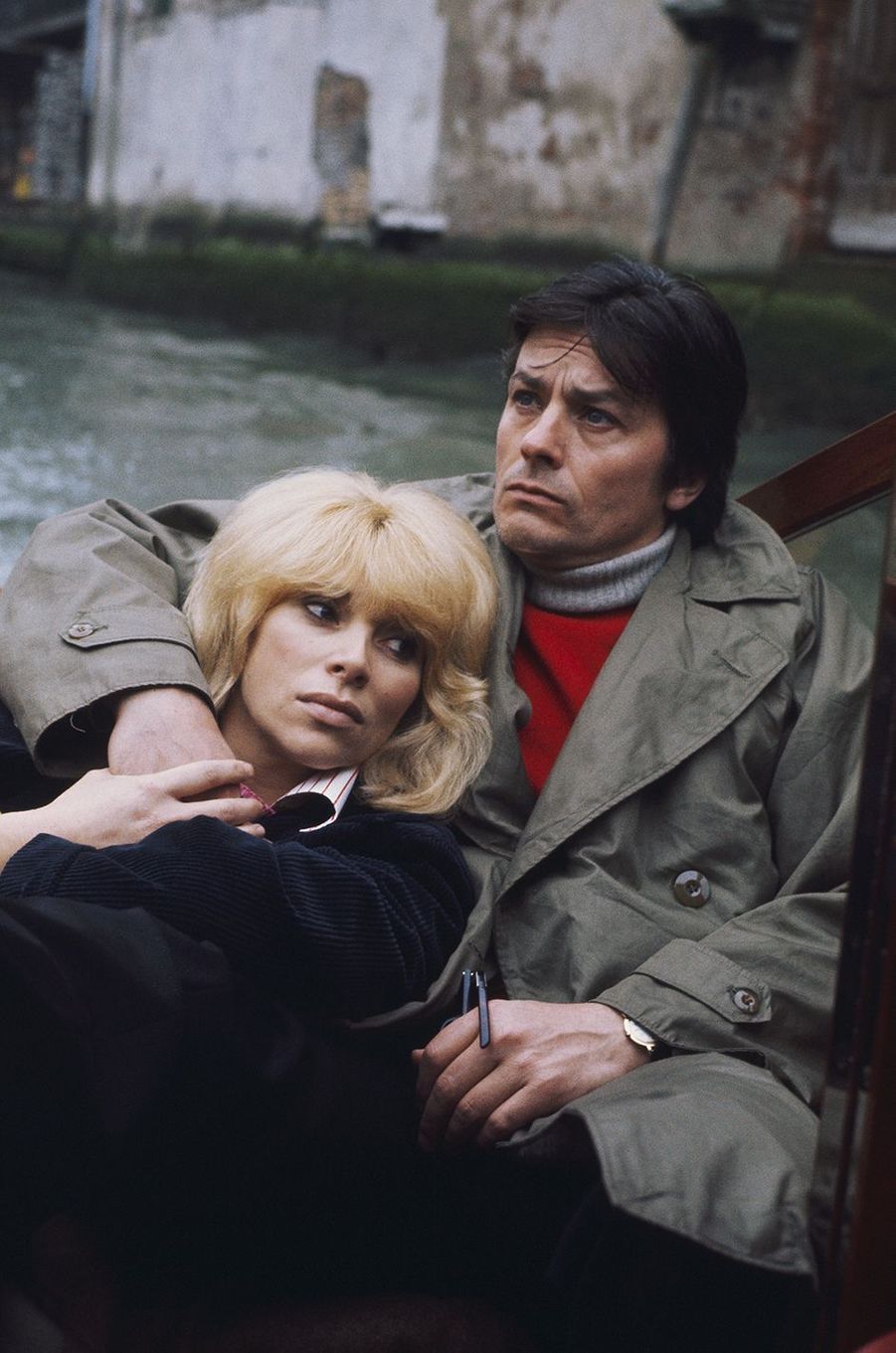 Mireille Darc : dans la légende de Paris Match