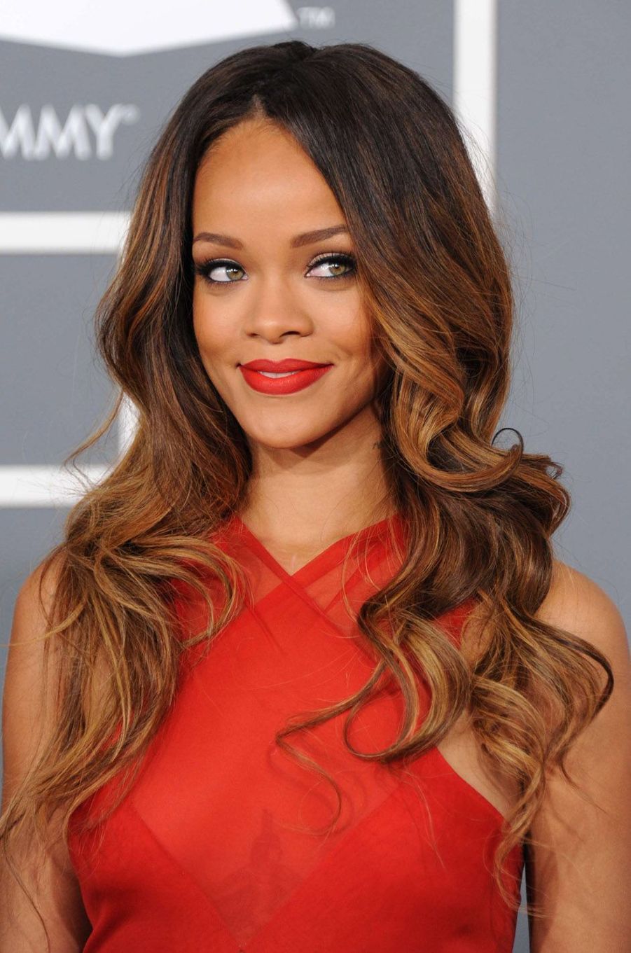 Rihanna : ses coiffures les plus folles
