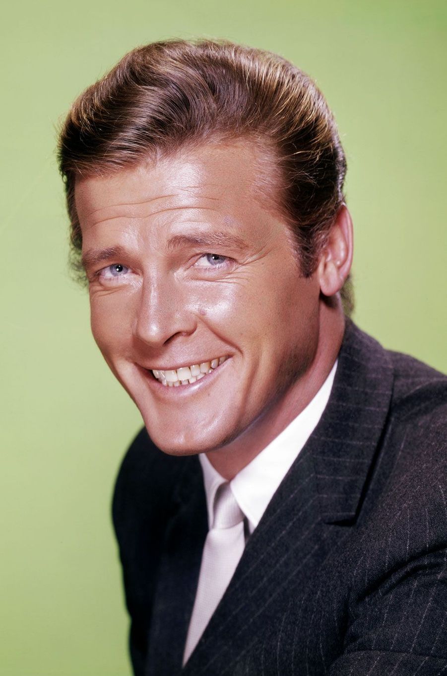 Roger Moore : la mort d'un gentleman du cinéma