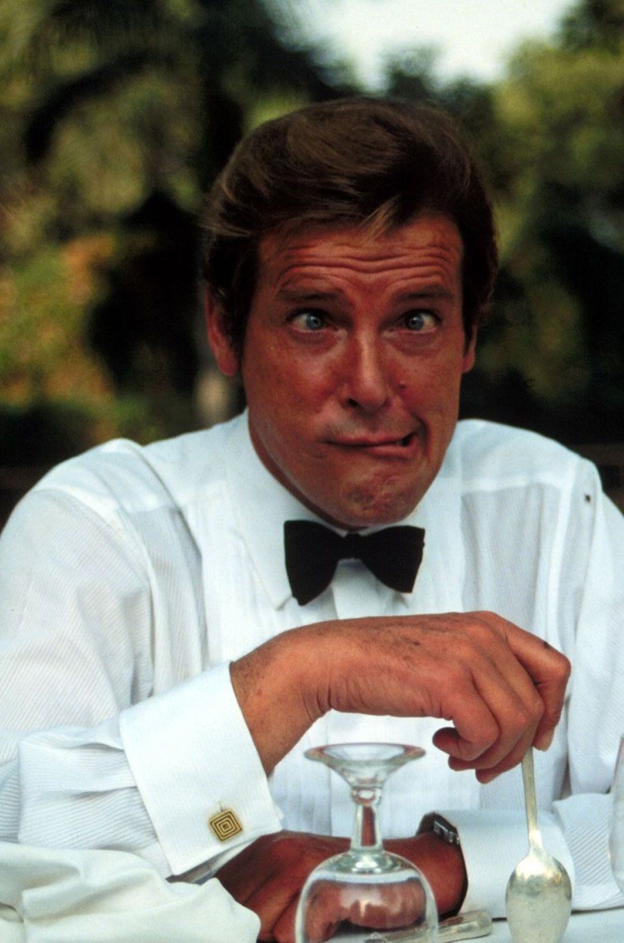 Roger Moore : la mort d'un gentleman du cinéma