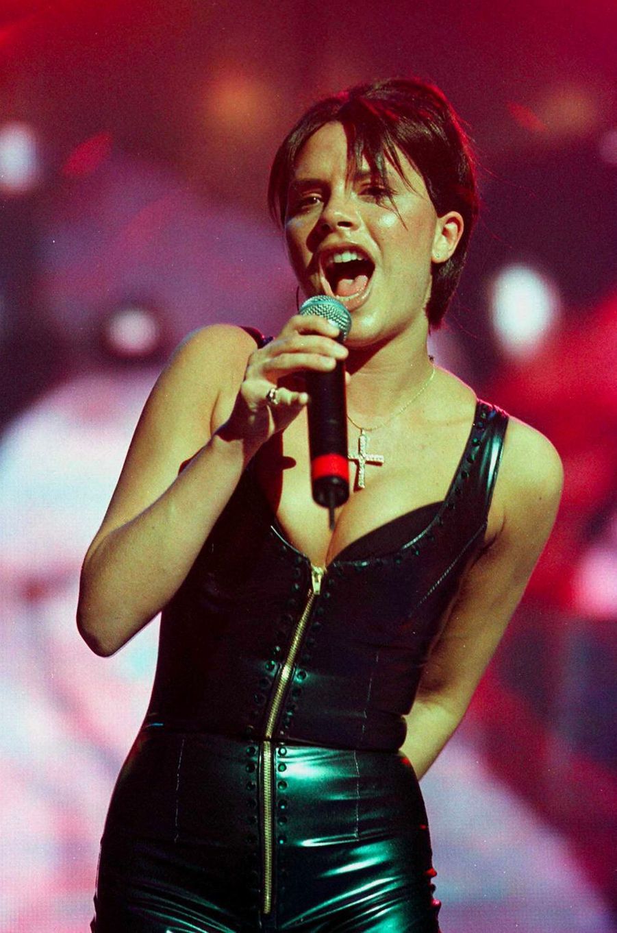 Victoria Beckham Ses Pires Looks époque Spice Girls