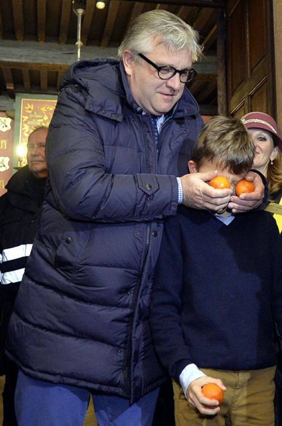 Famille Royale De Belgique En Photos Le Prince Laurent Avance Masqué
