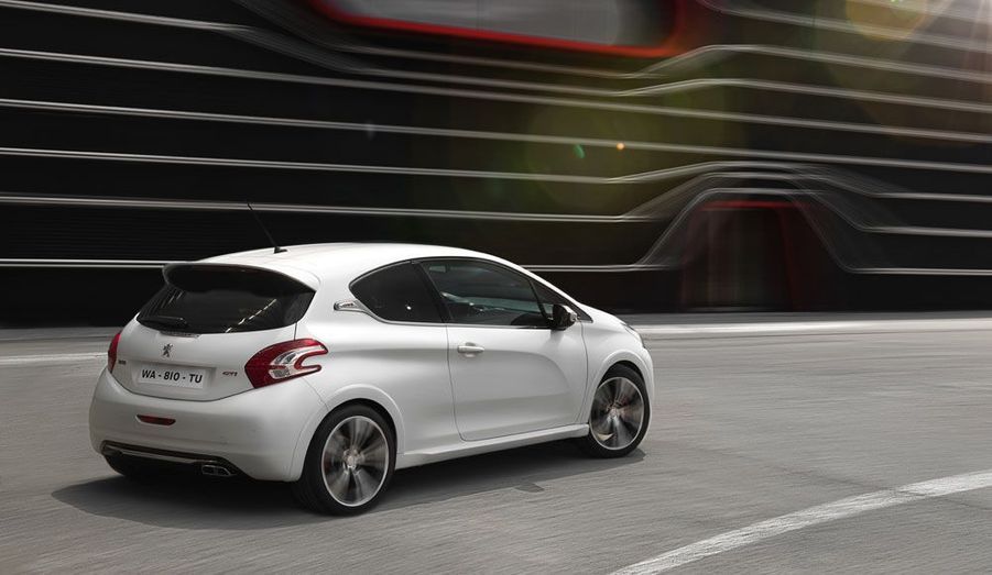 Peugeot 208 GTI. Les trois lettres magiques
