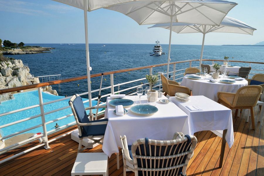 La fabuleuse histoire des hôtels de légende - L'Eden Roc, un palace ...