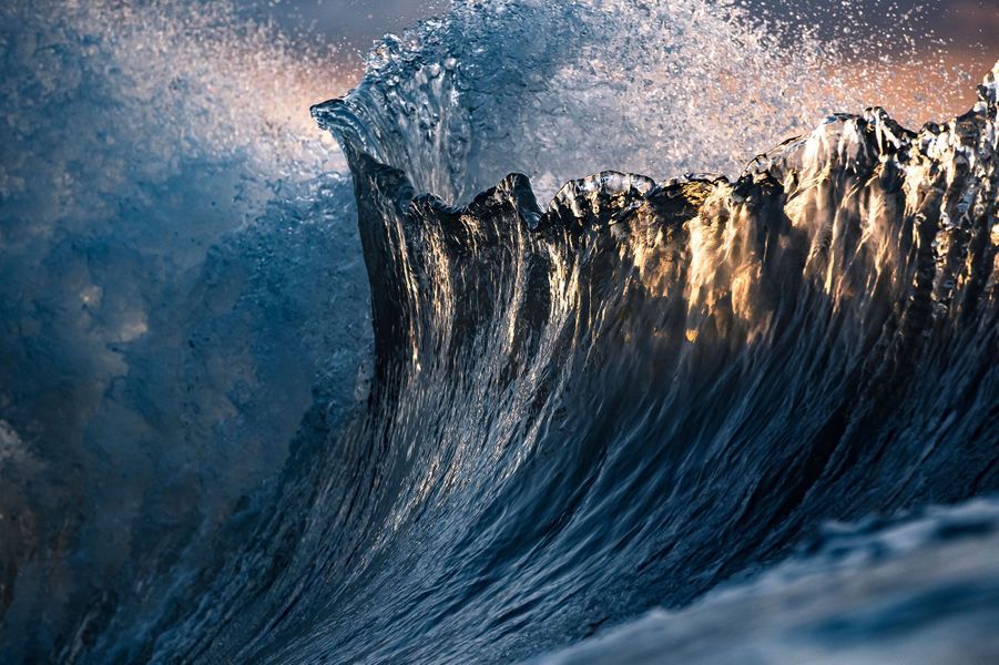 Les plus belles images de vagues à Tahiti