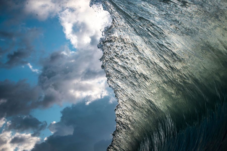 Les plus belles images de vagues à Tahiti