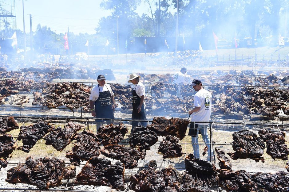 Pendant ce temps-là, l’Uruguay organise le plus gros barbecue du monde