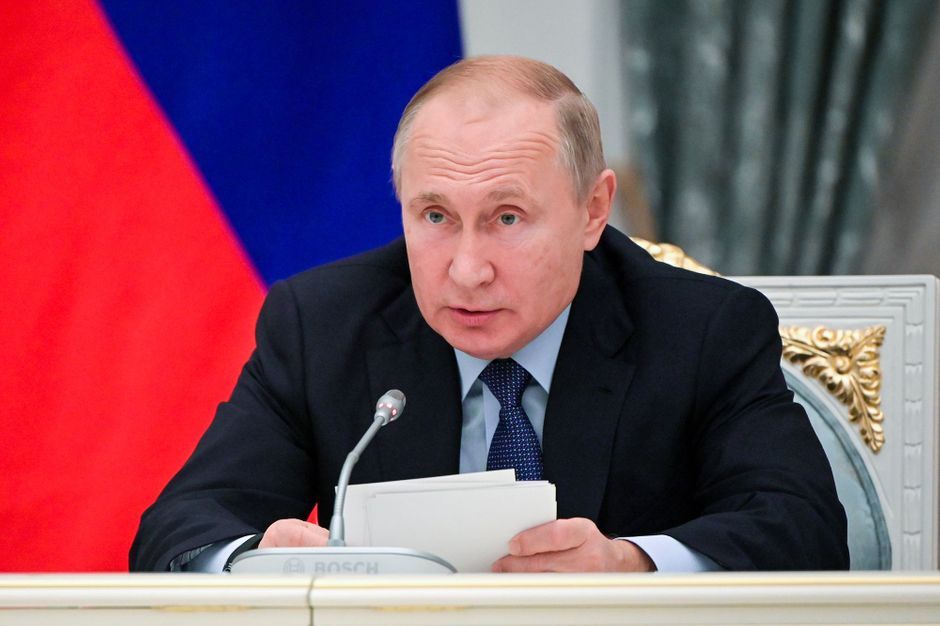 Vladimir Poutine appelle à la création d'une alternative russe à Wikipedia