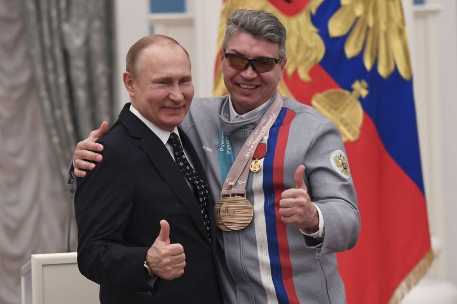 Vladimir Poutine: "l'homme fort" ne lâche rien