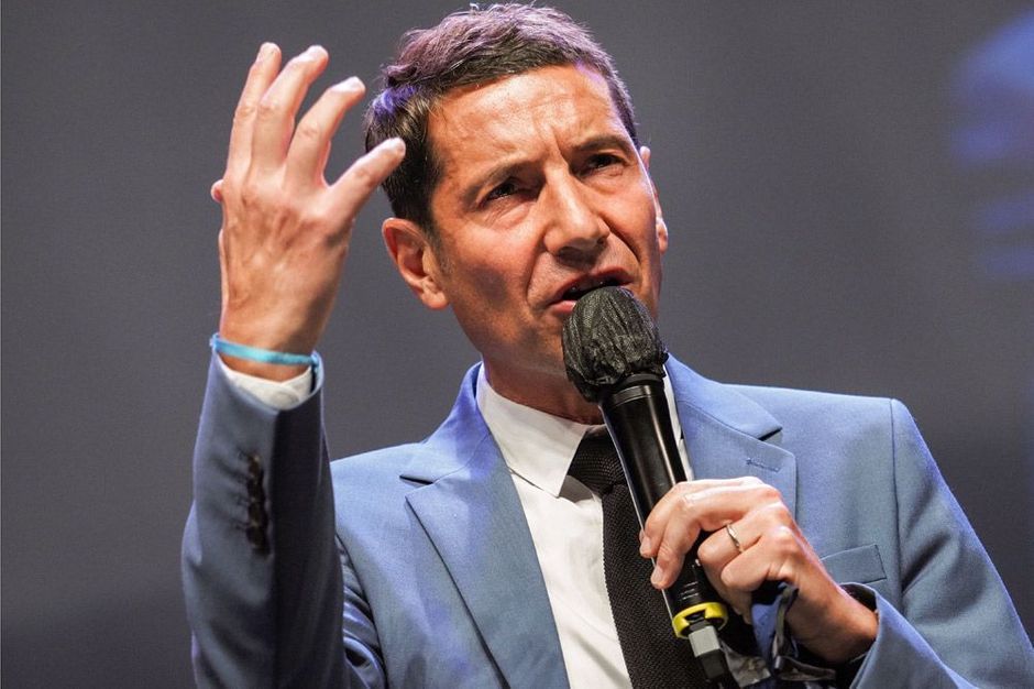 Covid-19 : Le maire de Cannes, David Lisnard, ouvre la vaccination dès ... Covid-19 : Le maire de Cannes, David Lisnard, ouvre la vaccination dès ...