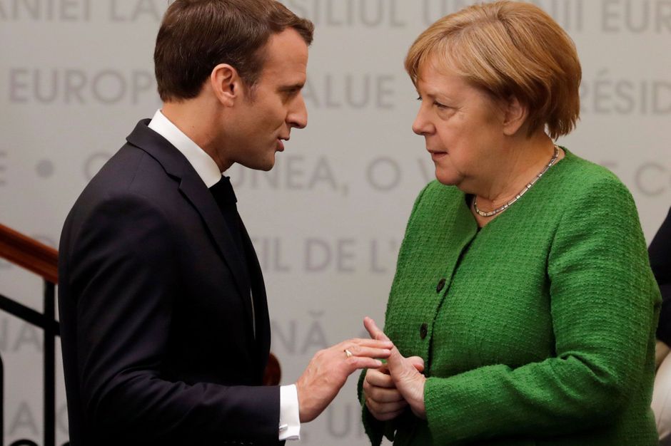 Emmanuel Macron reçoit Angela Merkel à dîner à l'Elysée dimanche