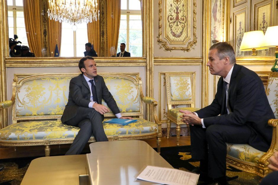 Macron reçoit les chefs de partis pour préparer les européennes