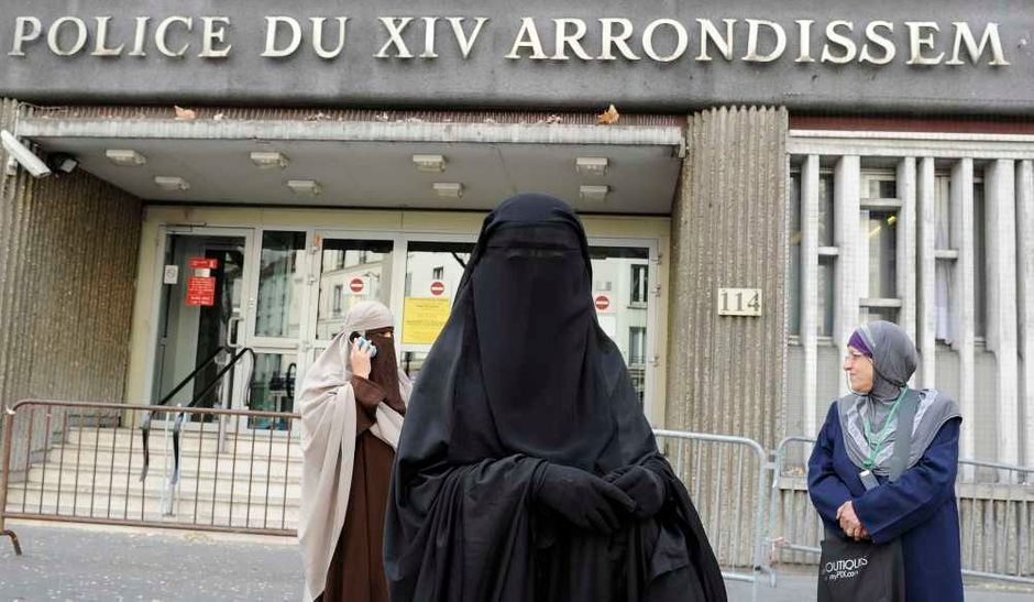 Interdiction du voile intégral: premières sanctions