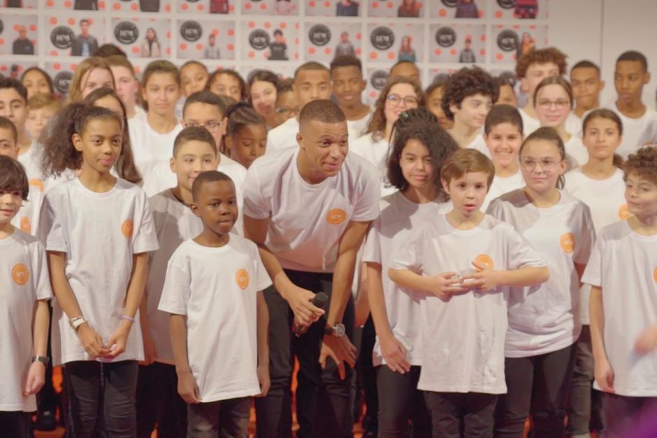 Kylian Mbappé a fait un rêve... accompagner 98 filles et garçons jusqu ...