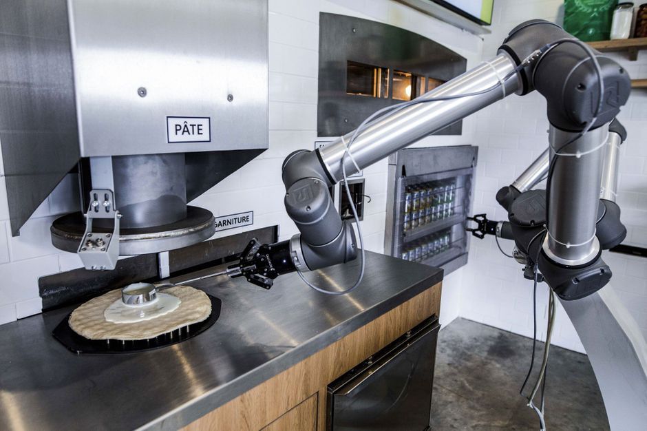 Pazzi, le robot pizzaiolo