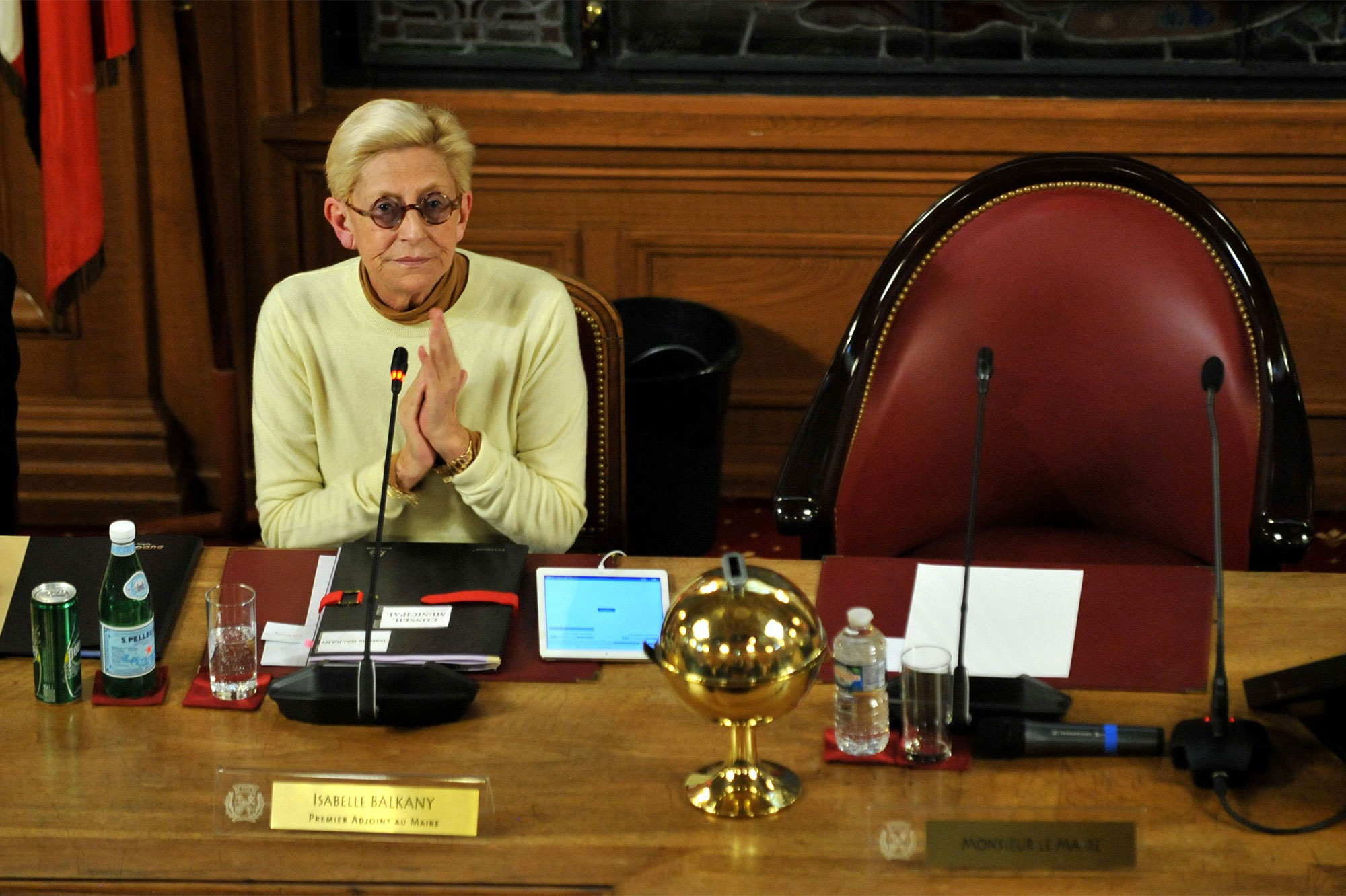 Isabelle Balkany aurait tenté de se suicider, annonce Patrick Balkany