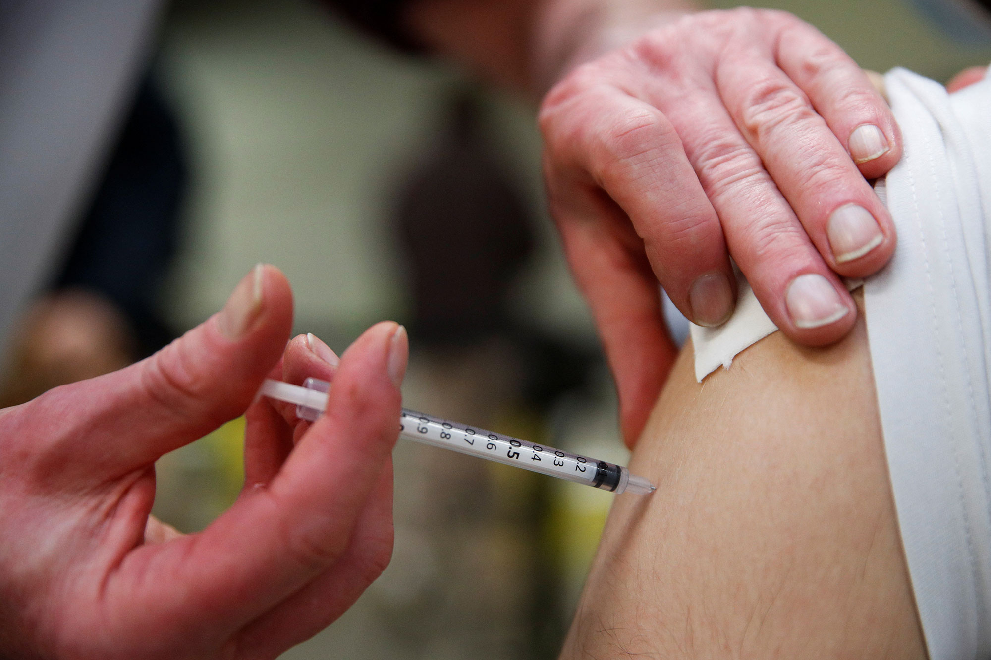 «Une catastrophe sanitaire» : le gouvernement déclare l'état d'urgence ...