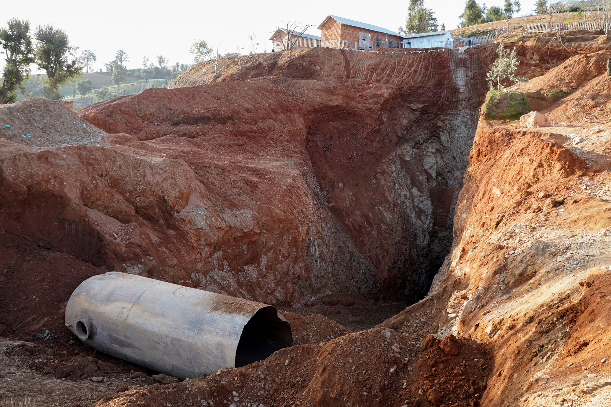 Le Maroc sous le choc après la mort du petit Rayan