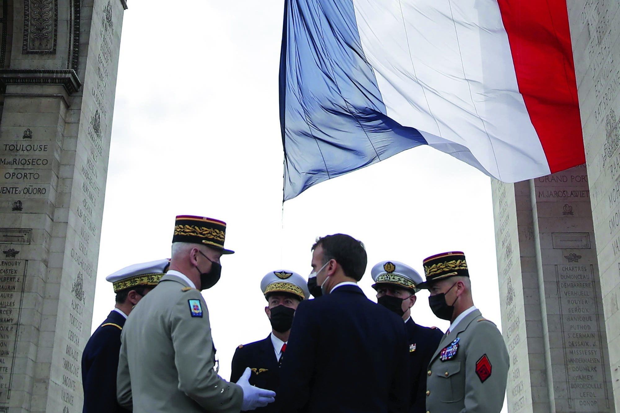Généraux: les coulisses de la fronde