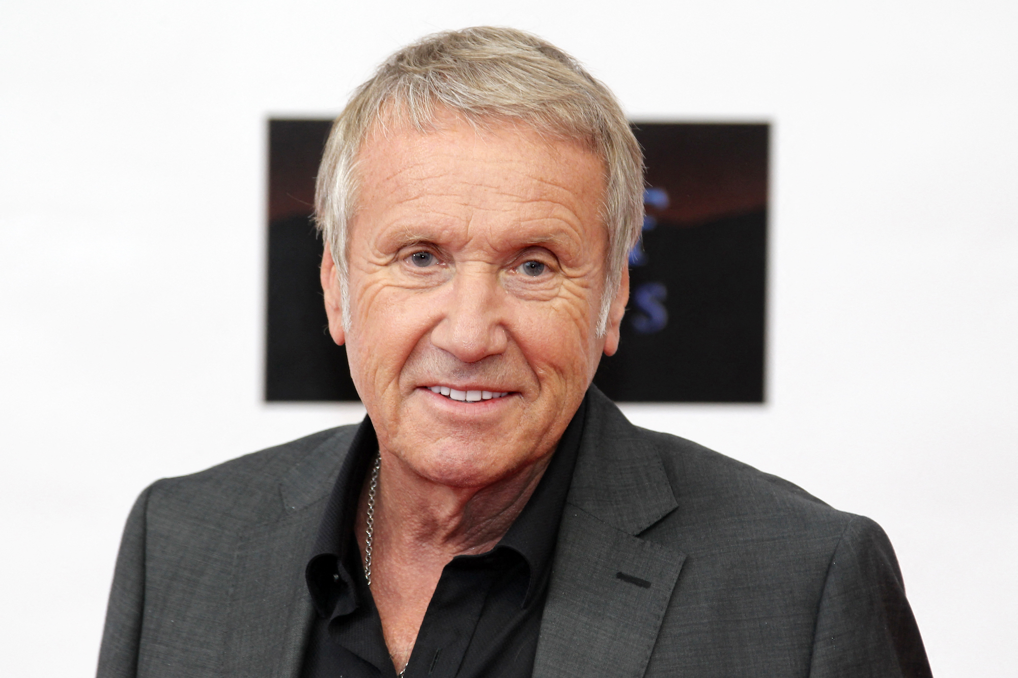 Décès du comédien Yves Rénier, le commissaire Moulin sur TF1