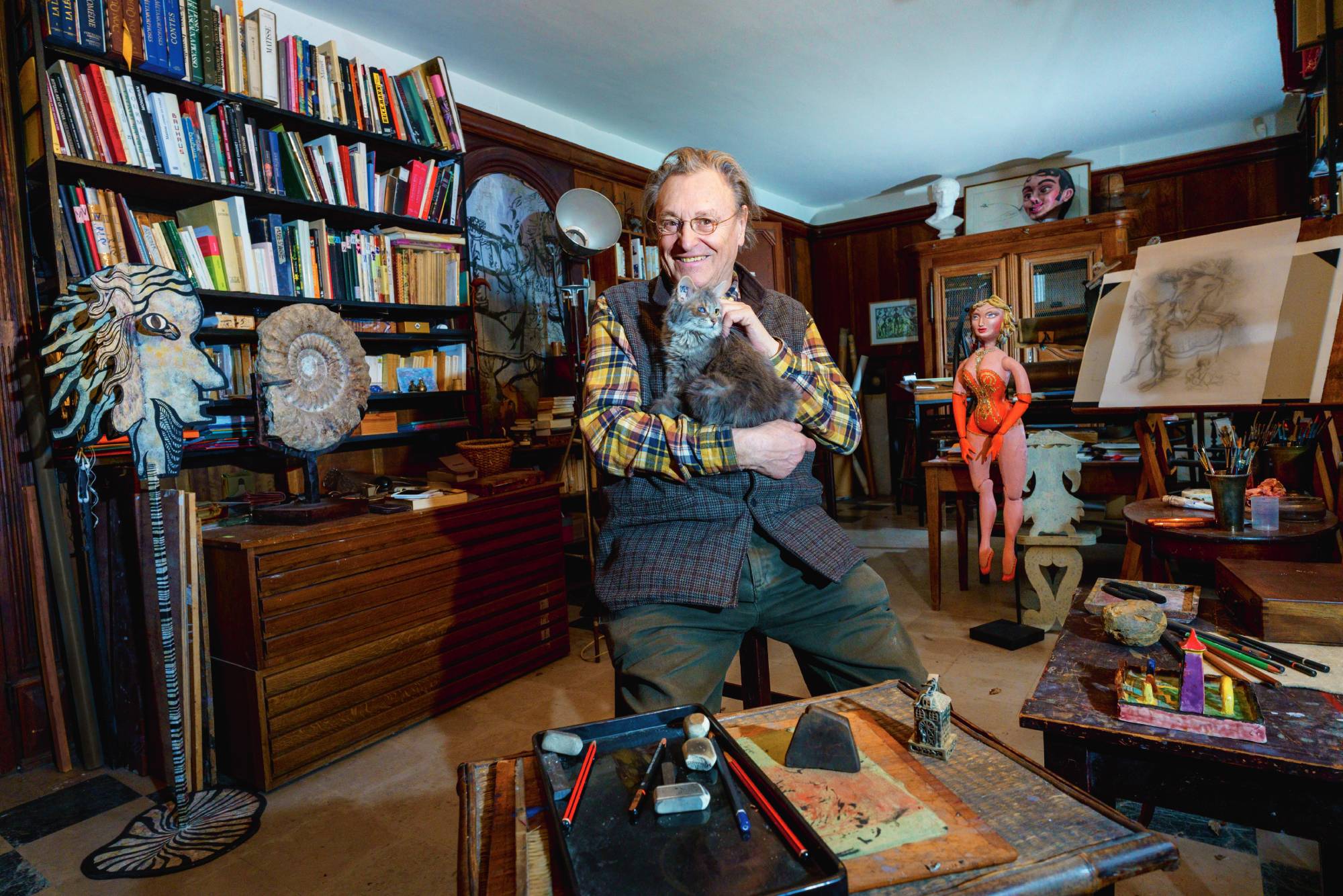 Dans le bureau de Gérard Garouste