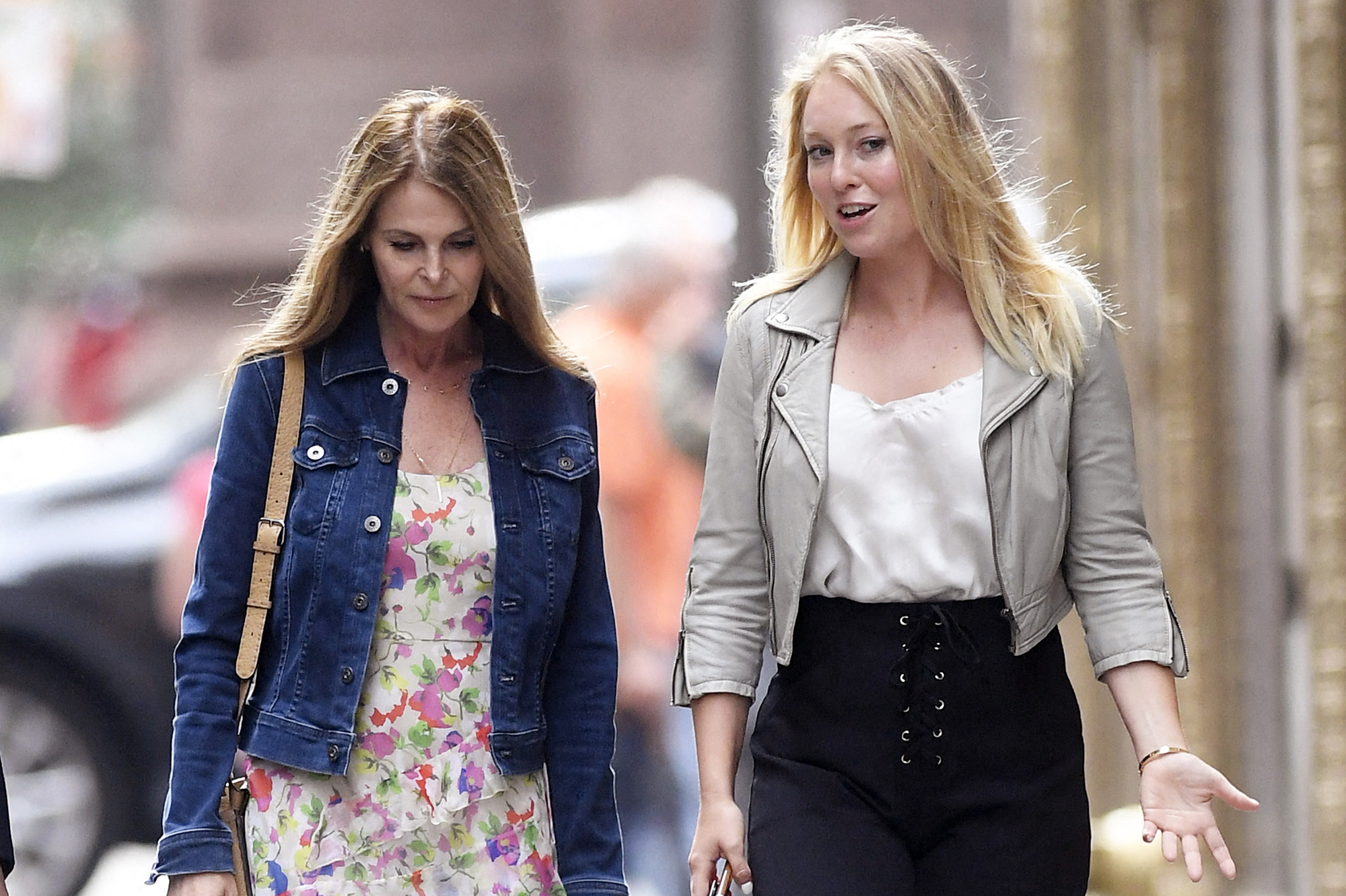 India Oxenberg, rescapée de la secte Nxivm, s'est fiancée