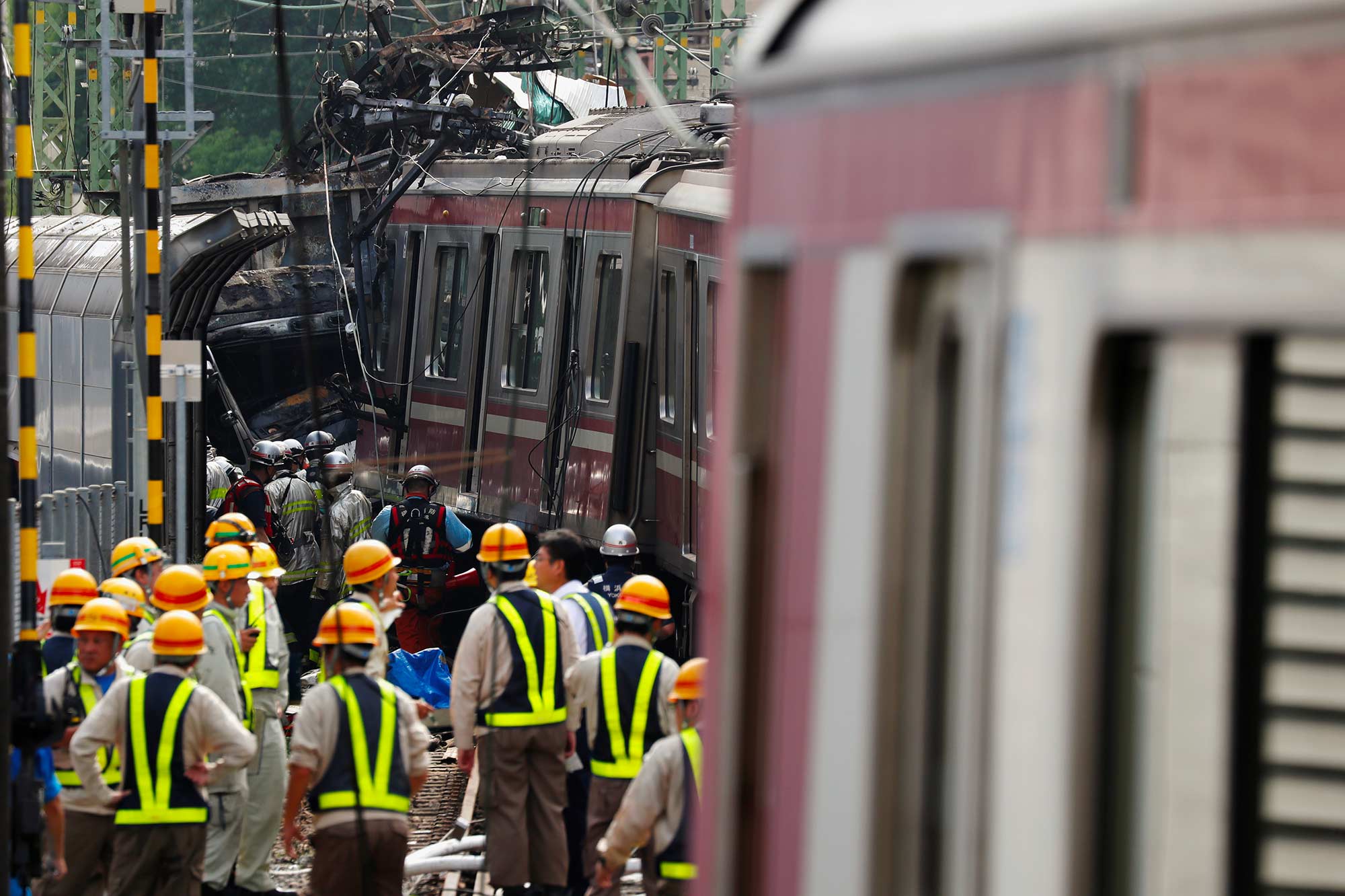 Japon : 35 blessés dans un accident entre un train et un camion près de ...