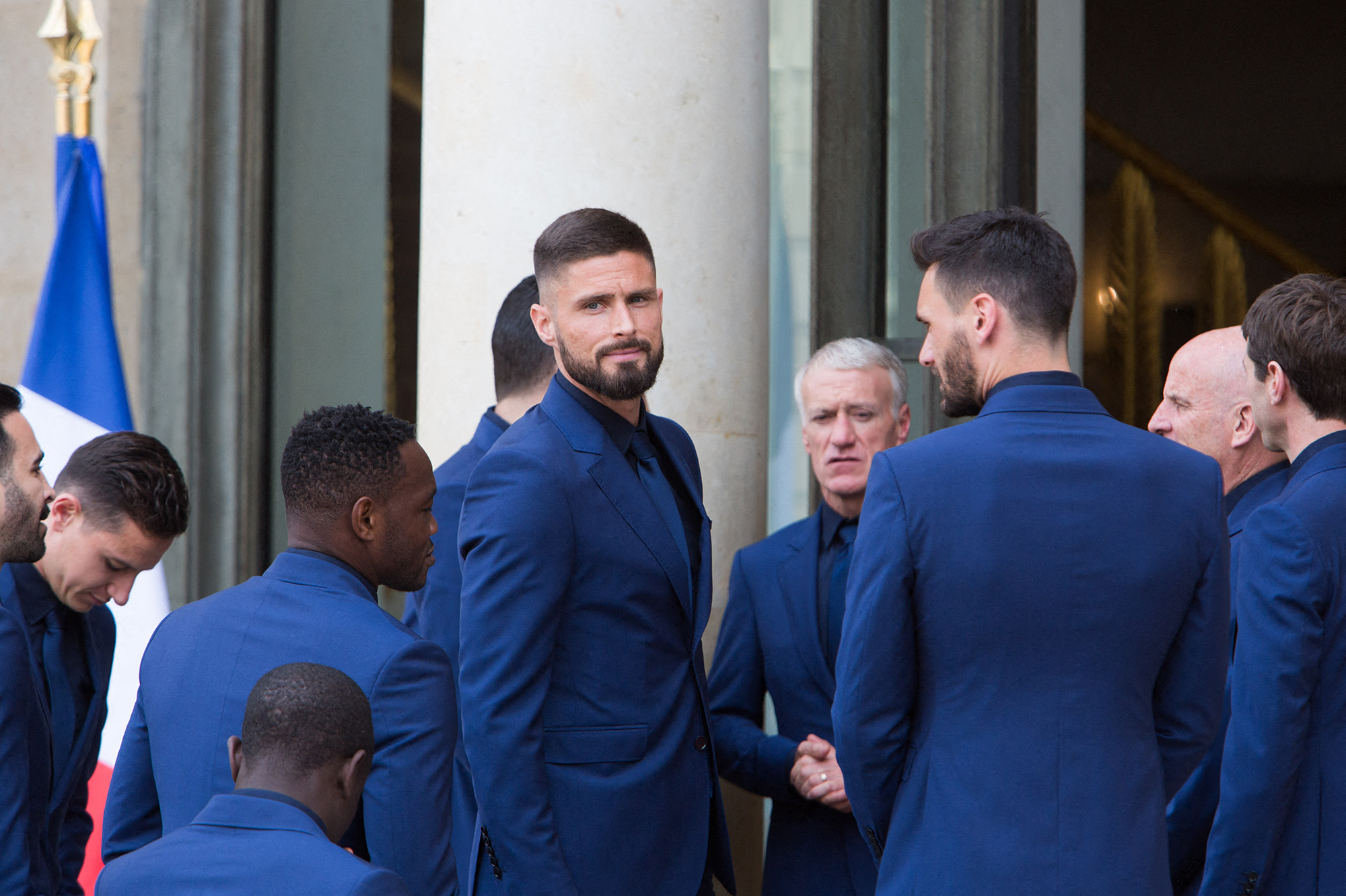 Olivier Giroud, tendre moment avec son fils Aaron à l’Élysée