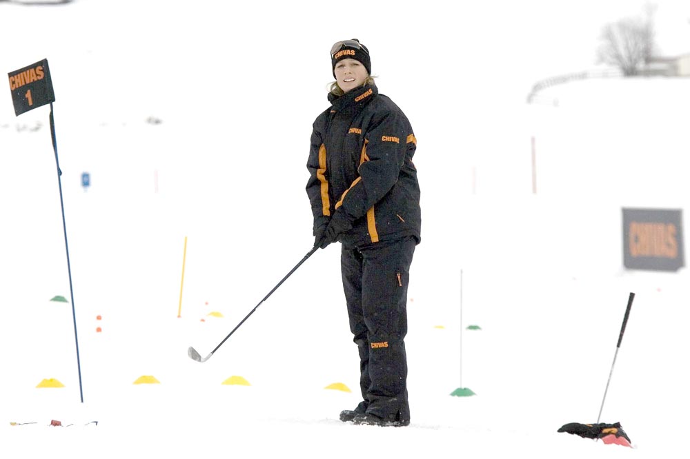 Snow Golf: Le nouveau sport d'hiver. - Green sur blanc