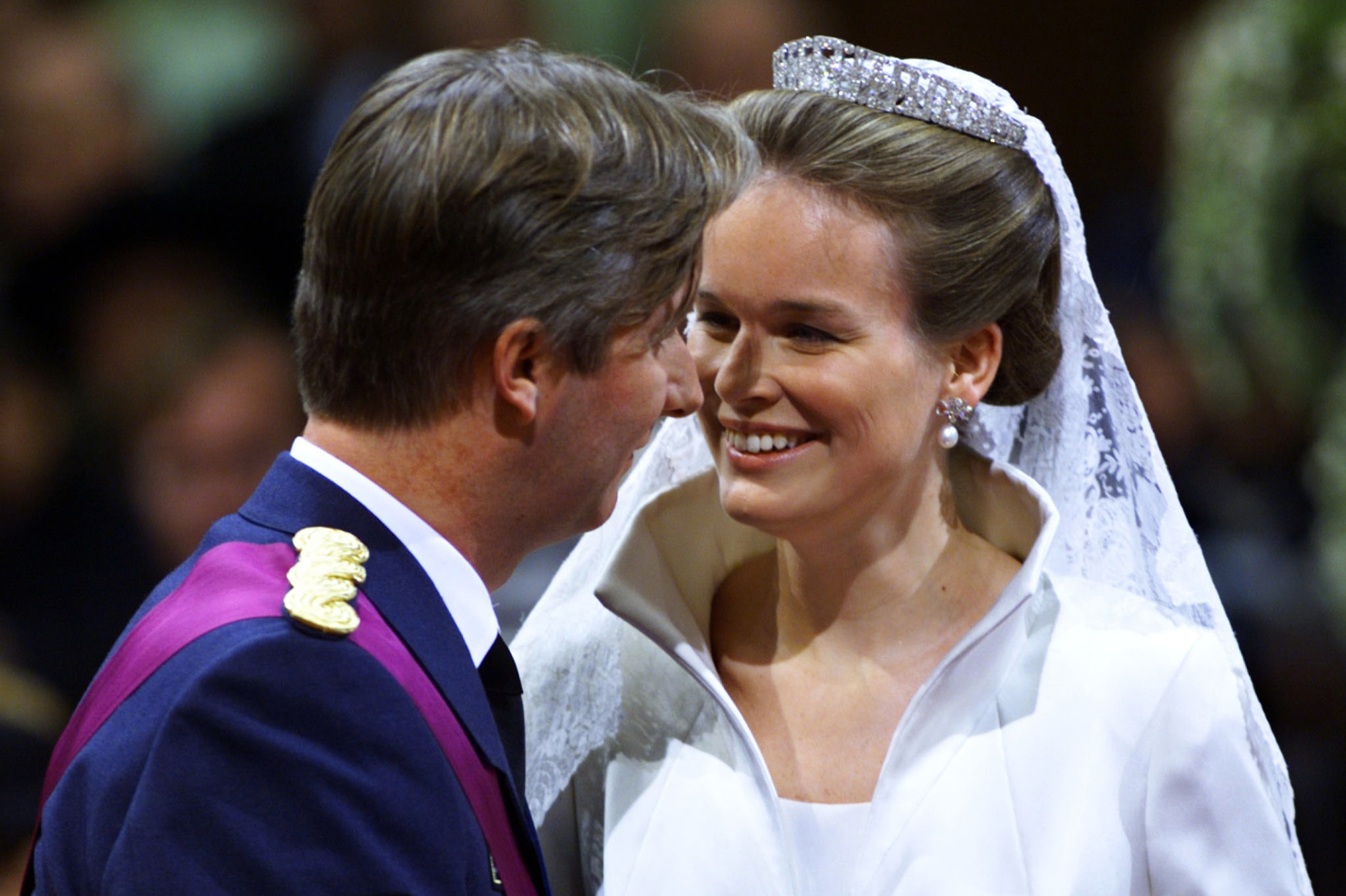 Il y a 16 ans, la cérémonie en photos - Au mariage de Mathilde et Philippe