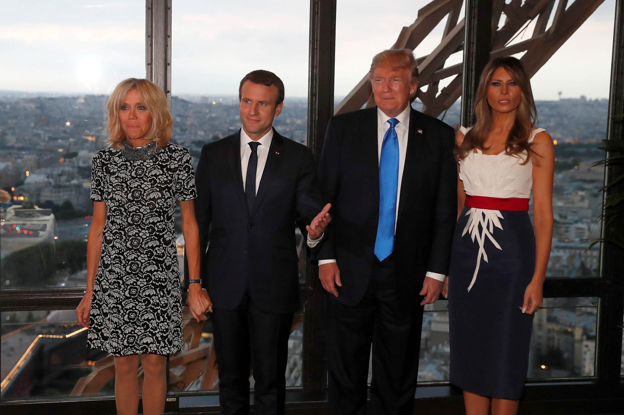 Le couturier de Melania Trump : "Sa robe de dîner est un clin d’œil au ...