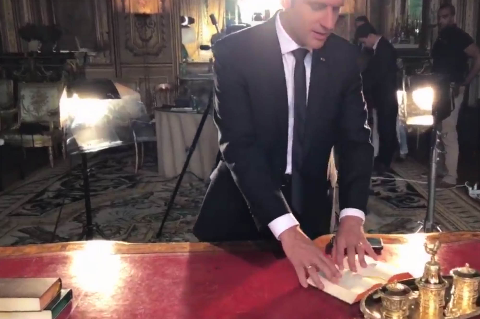 Le making of de la photo officielle d'Emmanuel Macron dévoilé