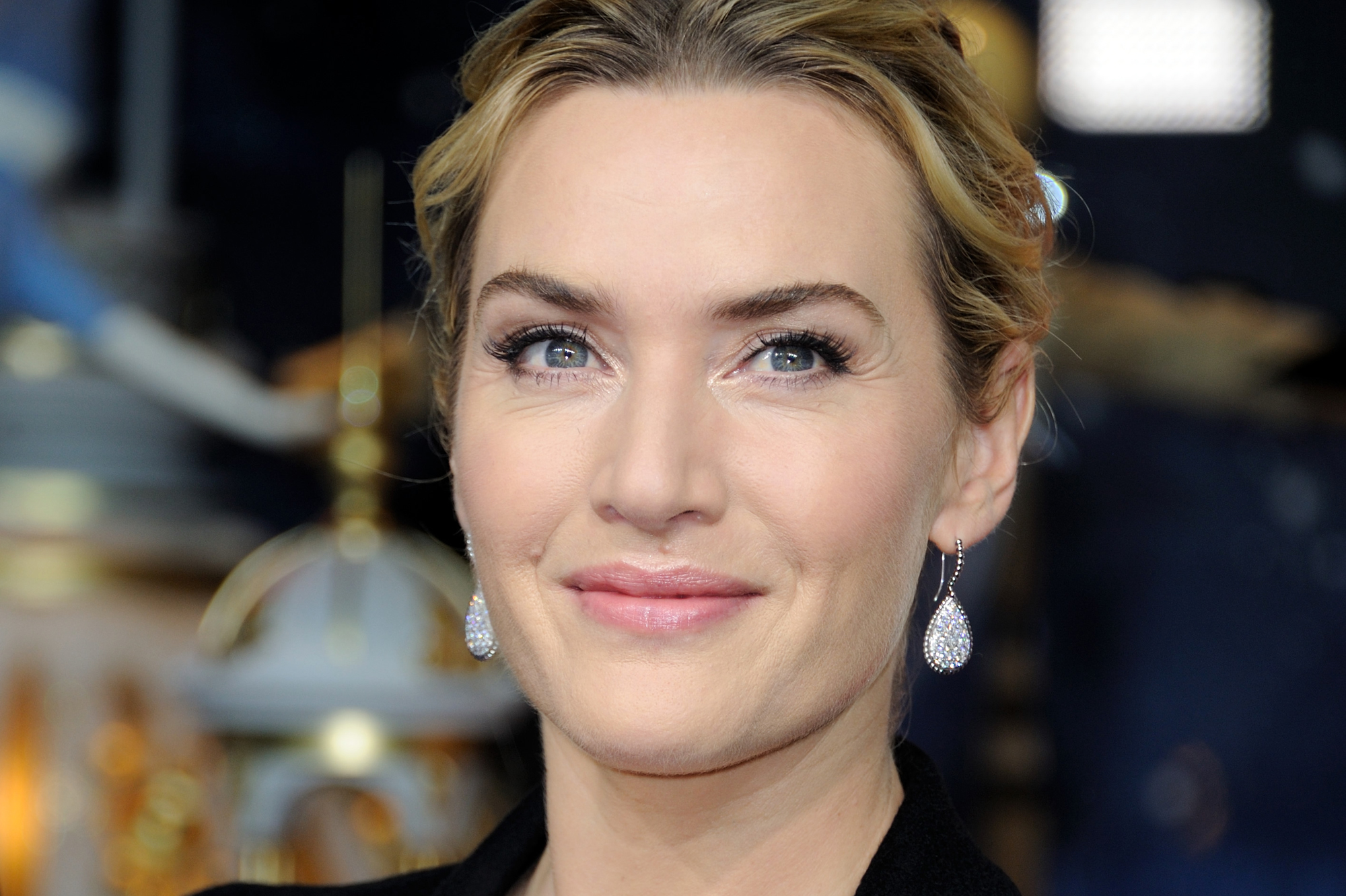 Kate Winslet illumine le Printemps Haussmann - La star de passage à Paris