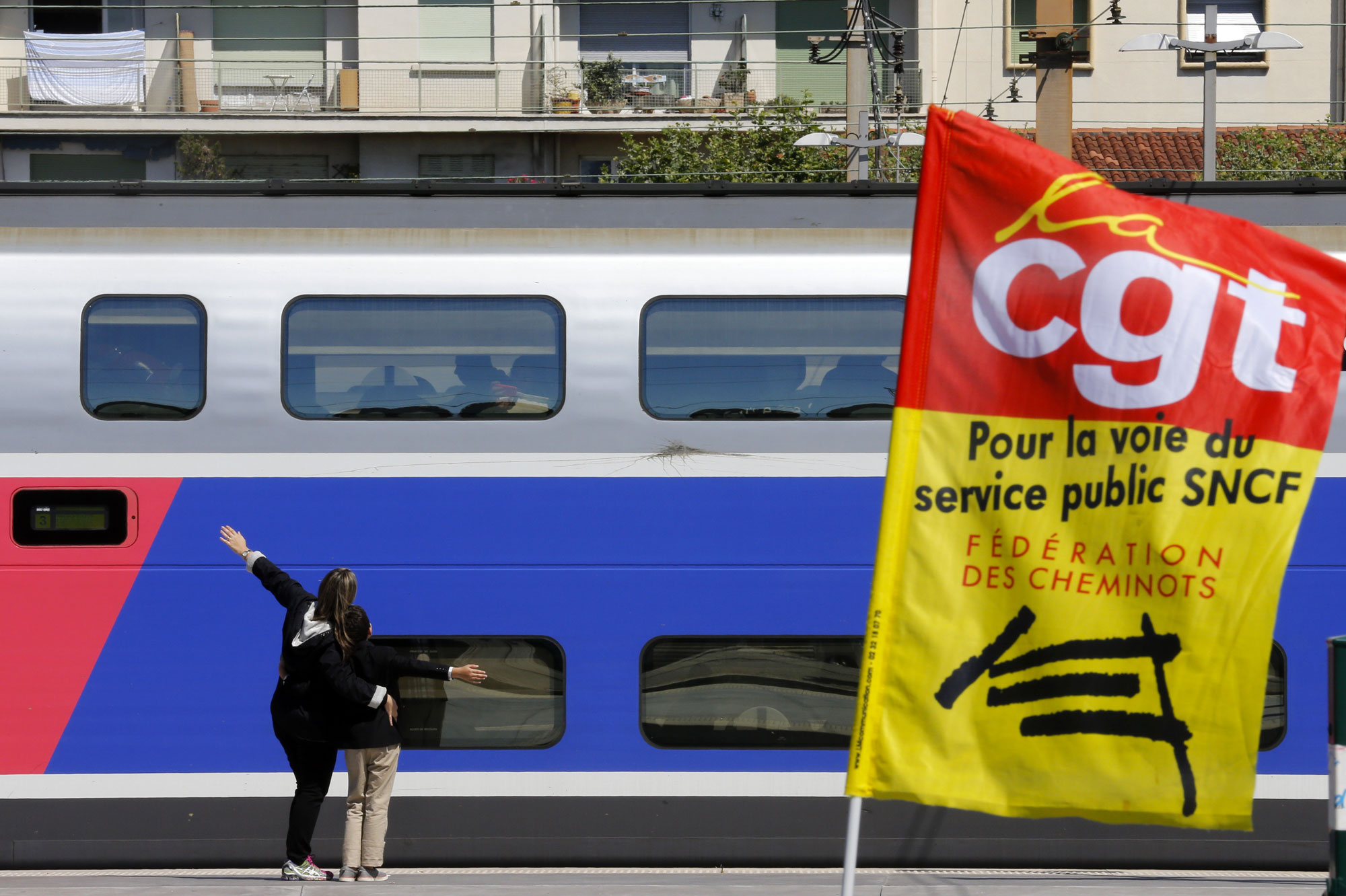 La CGT appelle à la grève mardi 10 - Contre la réforme ferroviaire La CGT appelle à la grève mardi 10 - Contre la réforme ferroviaire