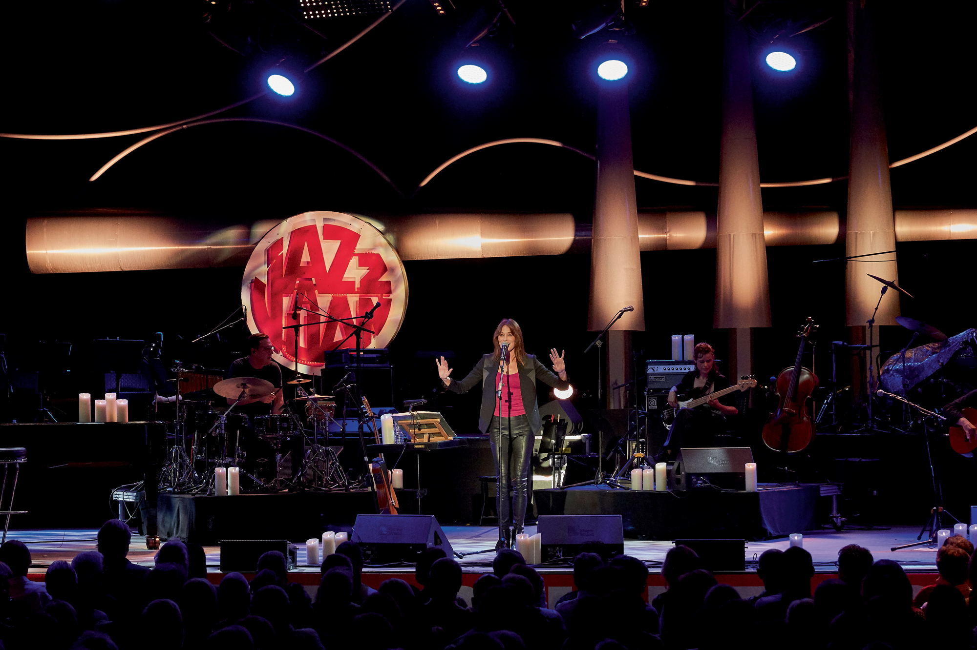 Carla Bruni prépare un disque en français