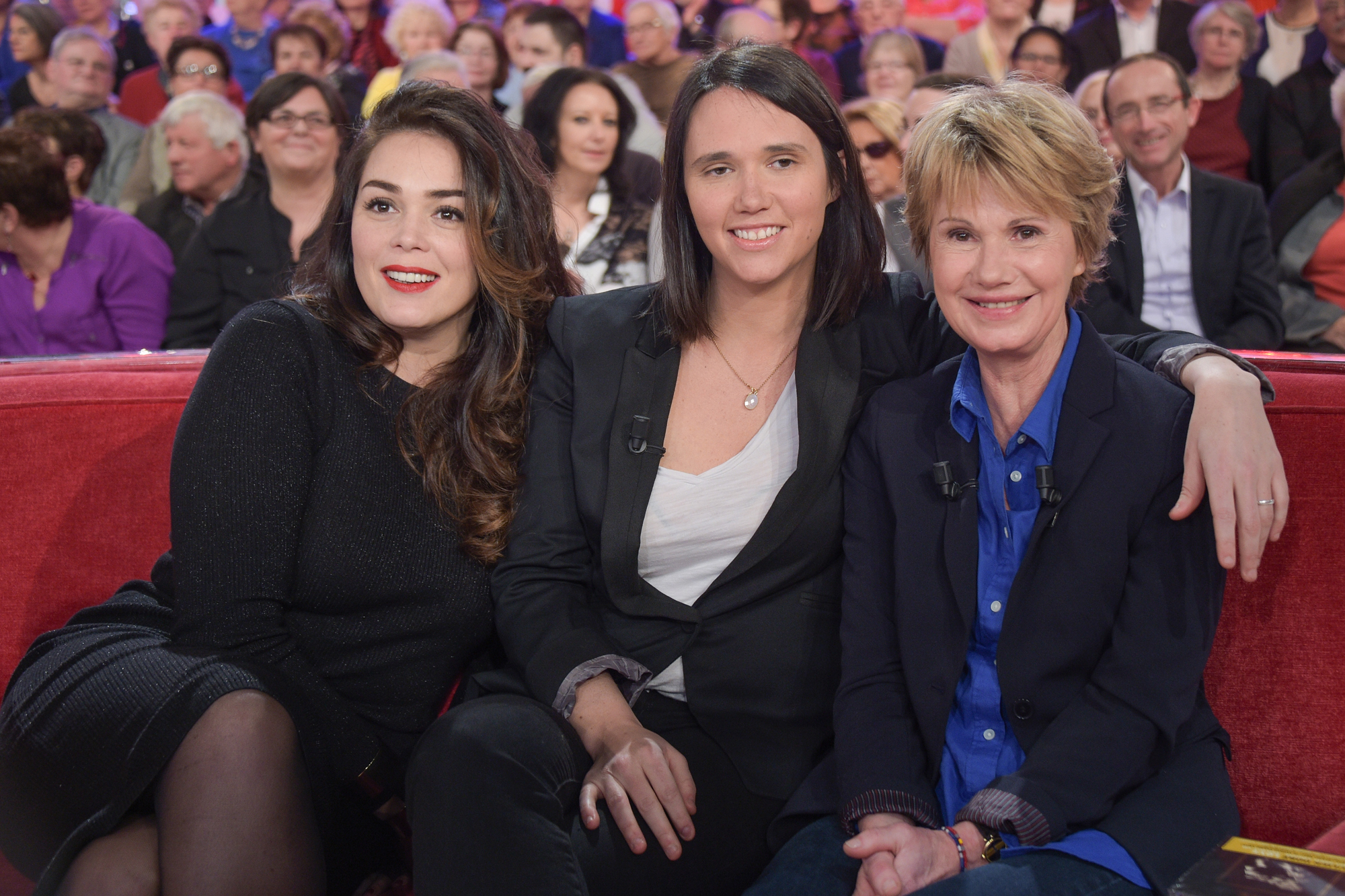 Miou Miou Complice Avec Sa Fille Et Lola Dewaere Dans Vivement Dimanche Miou Miou Complice Avec Sa Fille Et Lola Dewaere Dans Vivement Dimanche