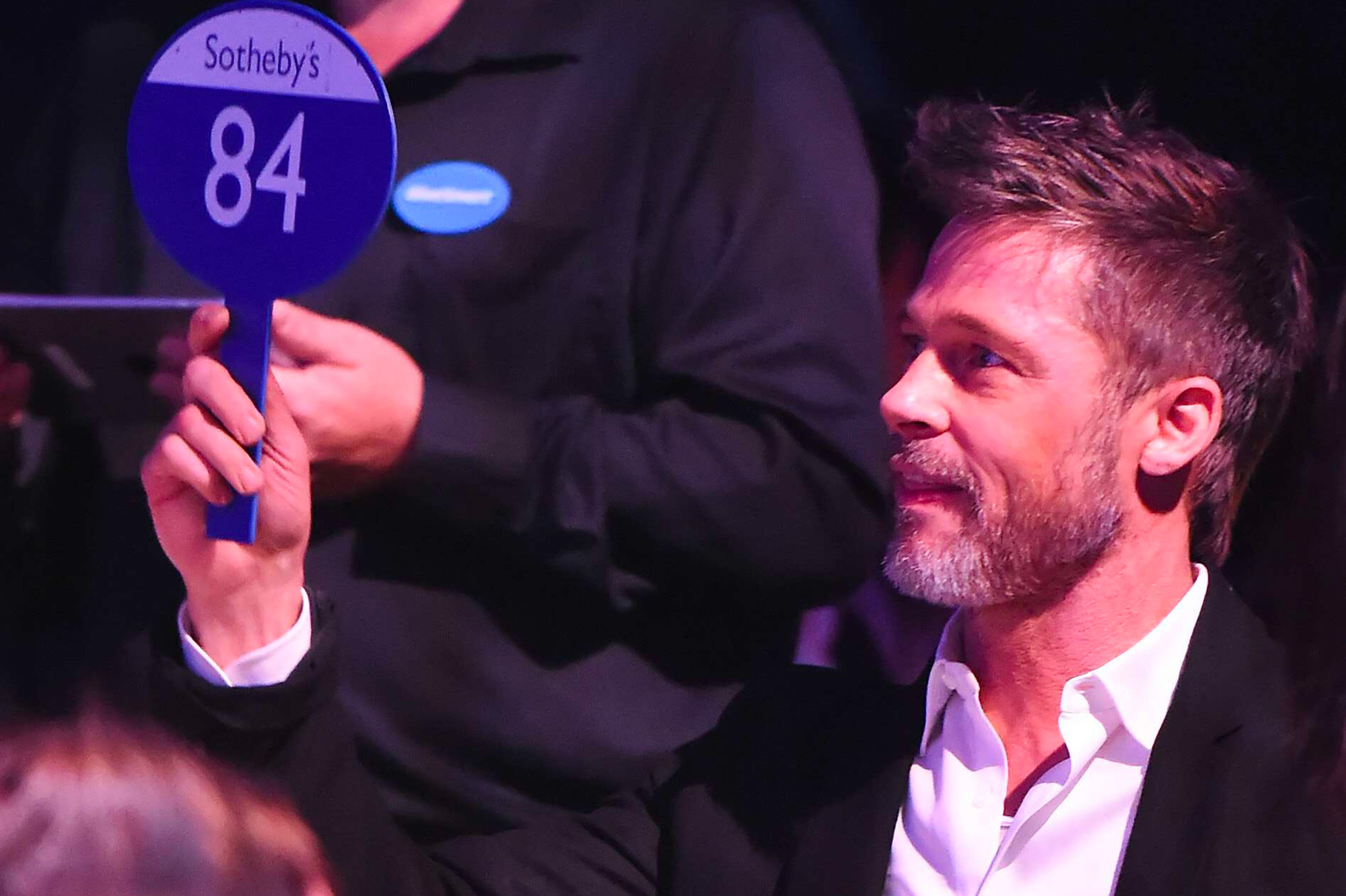 Brad Pitt prêt à payer 120 000 dollars pour une soirée télé avec Emilia ...
