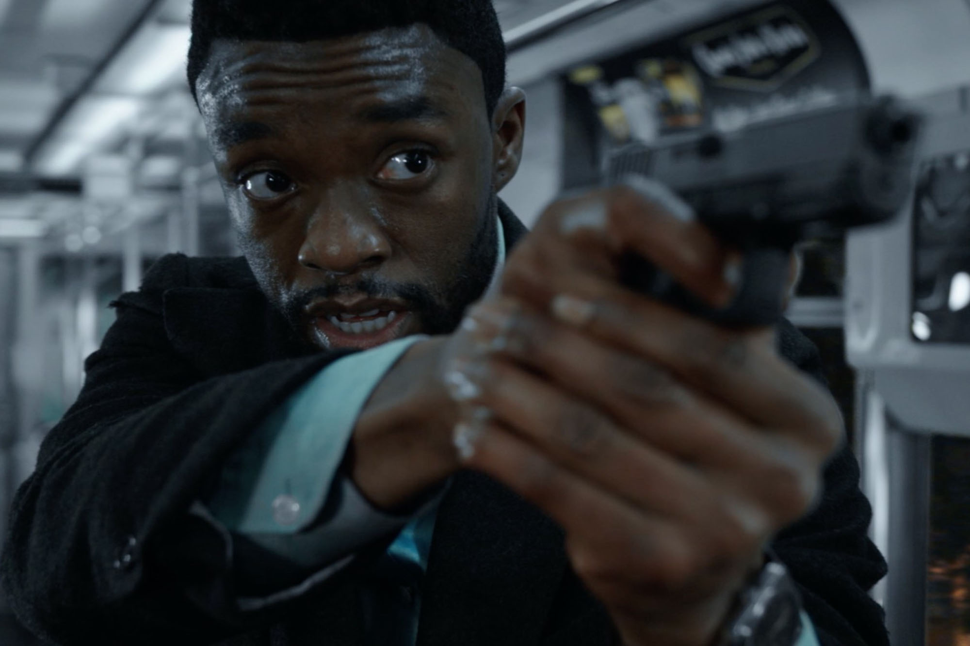 Bande-annonce : Chadwick Boseman organise le "Manhattan Lockdown"